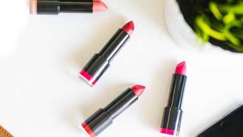 Ce rouge à lèvres vendu chaque minute dans le monde est disponible à ...