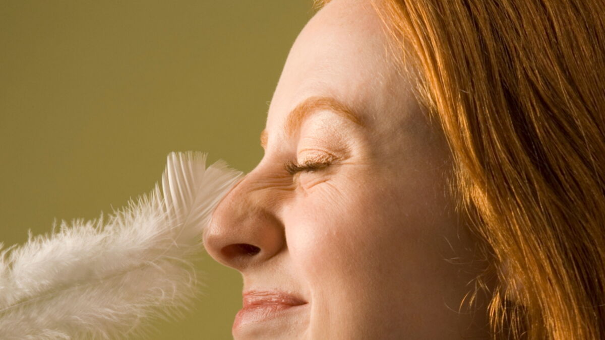 This Is Why It's Impossible To Tickle Yourself