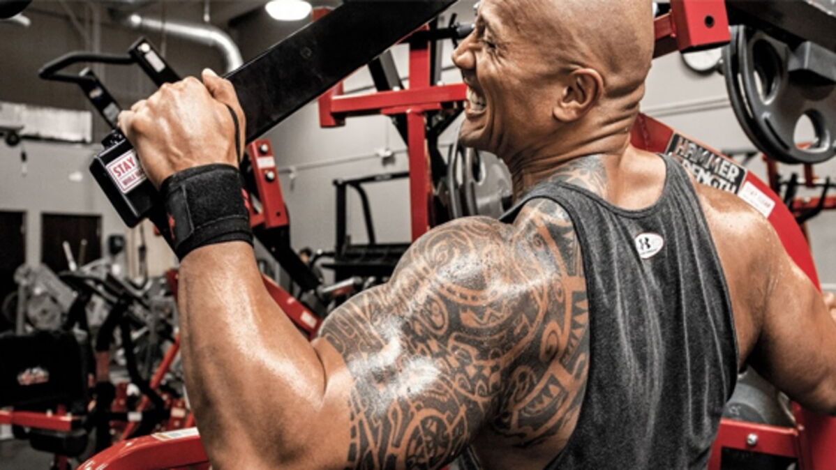 Dwayne Johnson Has An Impressive Way Of Doing This Super Useful Back ...