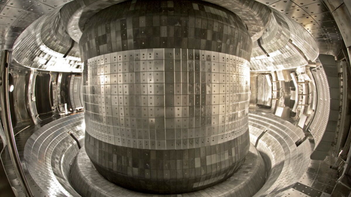 This 'Artificial Sun' Can Reach Temperatures Over 6 Times Hotter Than ...