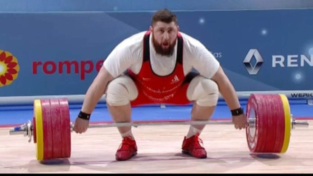 Lasha Talakhadze Clean & Jerks 264kg And Beats The World Record