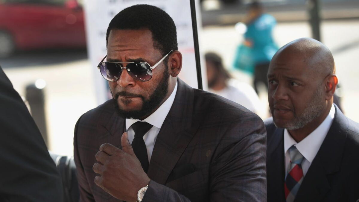 R. Kelly trial: Victim reveals singer starved her for days before ...