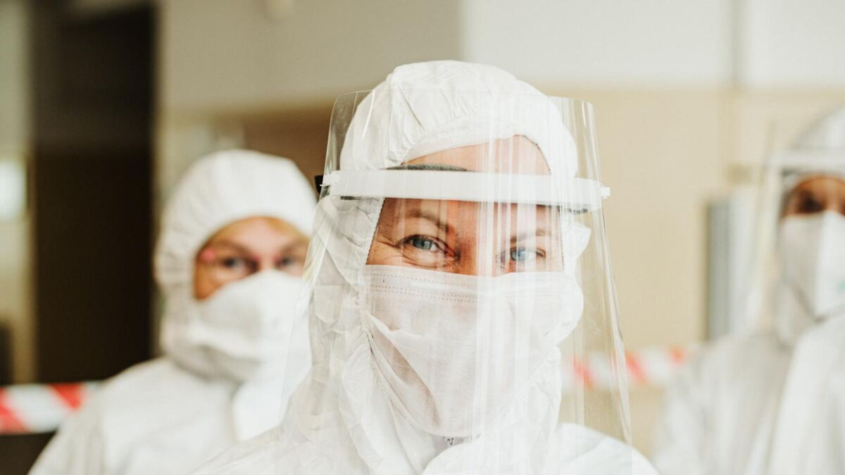 Self-isolation to be relinquished for NHS staff in England in ...