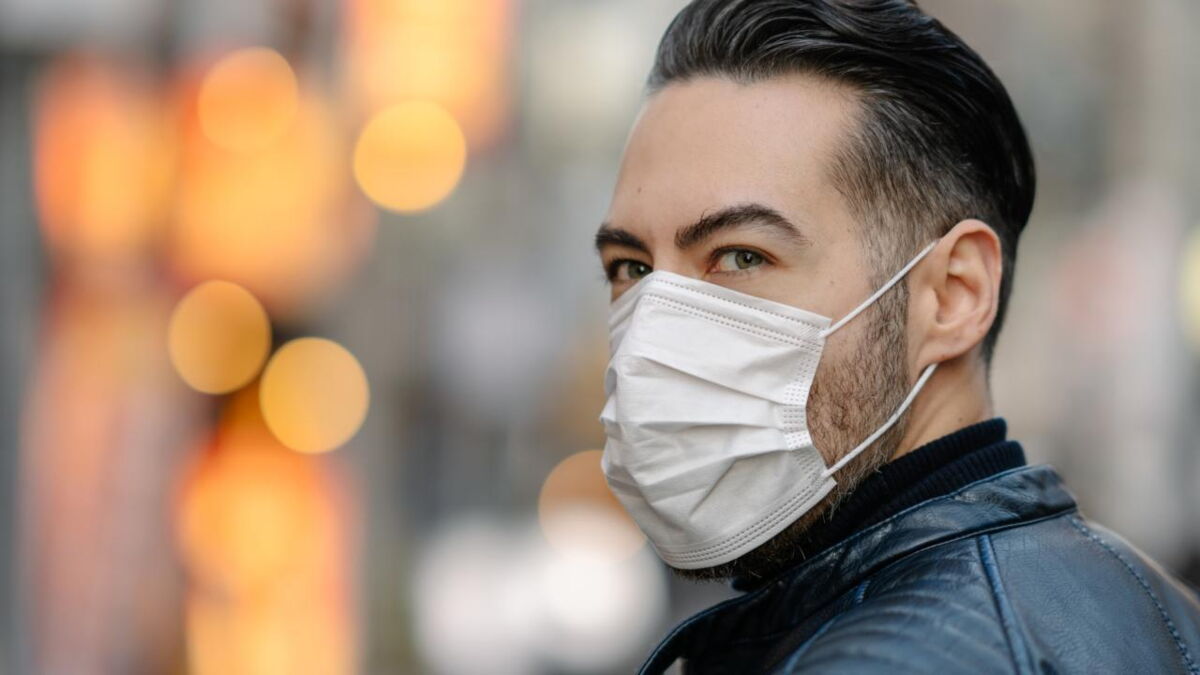A 'virus-killing' mask is now on sale!