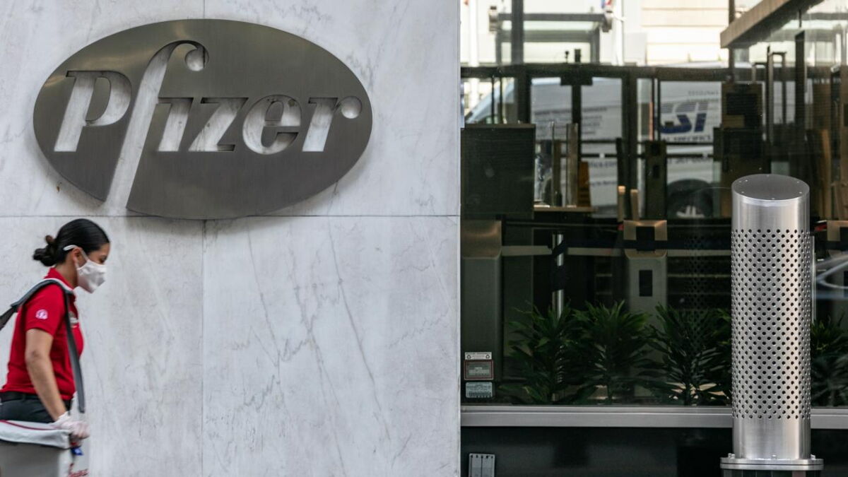 Pfizer vaccine approved to be used by next week in the UK