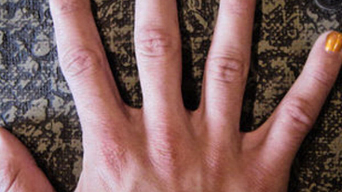 Alpha Nails crée le vernis à ongles pour hommes