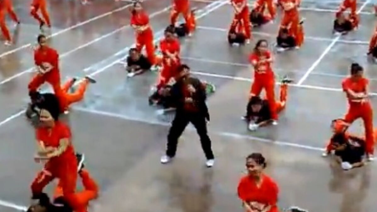 Regardez des prisonniers philippins danser le Gangnam Style