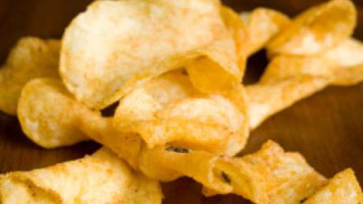 Grande-Bretagne : un accro aux chips change son nom en M. Monster Munch