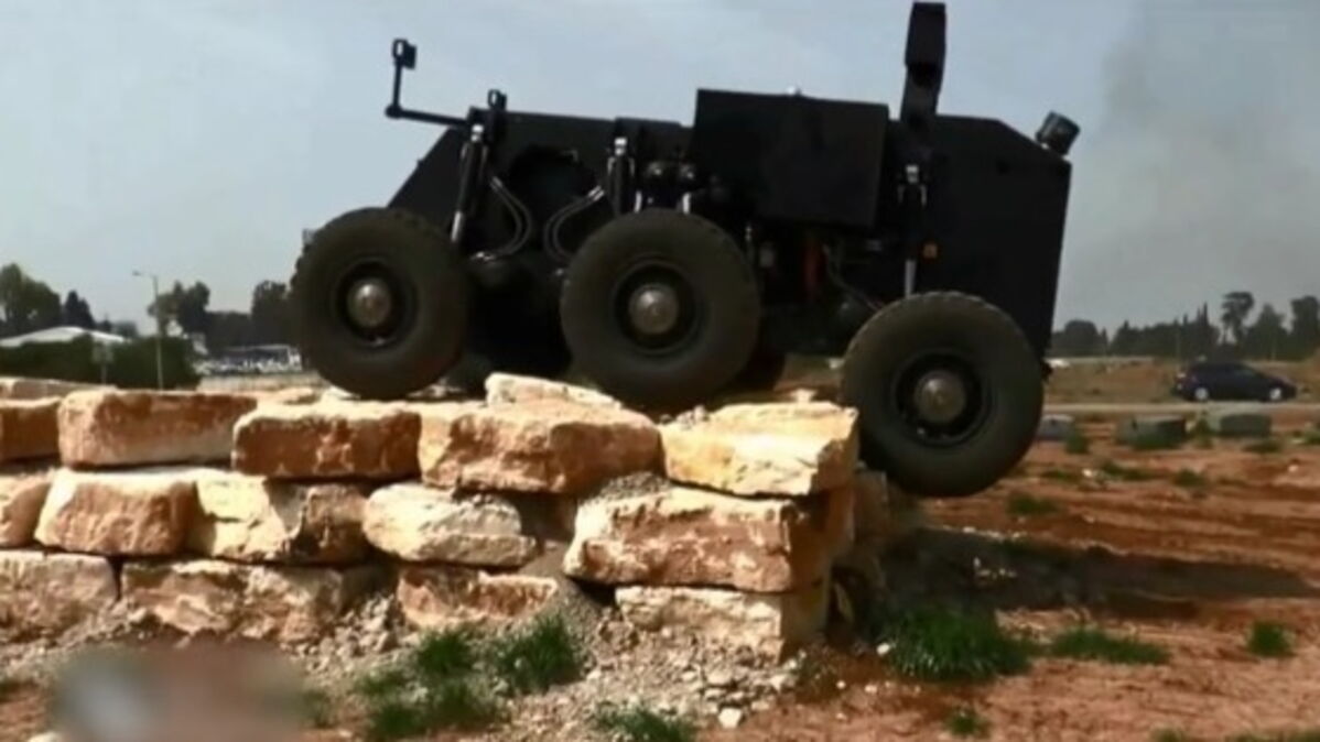 RoBattle : le robot de combat hi-tech autonome