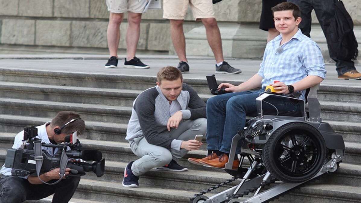 Scalevo : Un fauteuil roulant pour monter les escaliers
