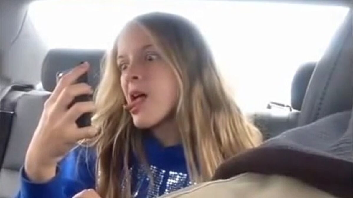 Fimée en caméra cachée, cette jeune fille est ridiculisée par son père