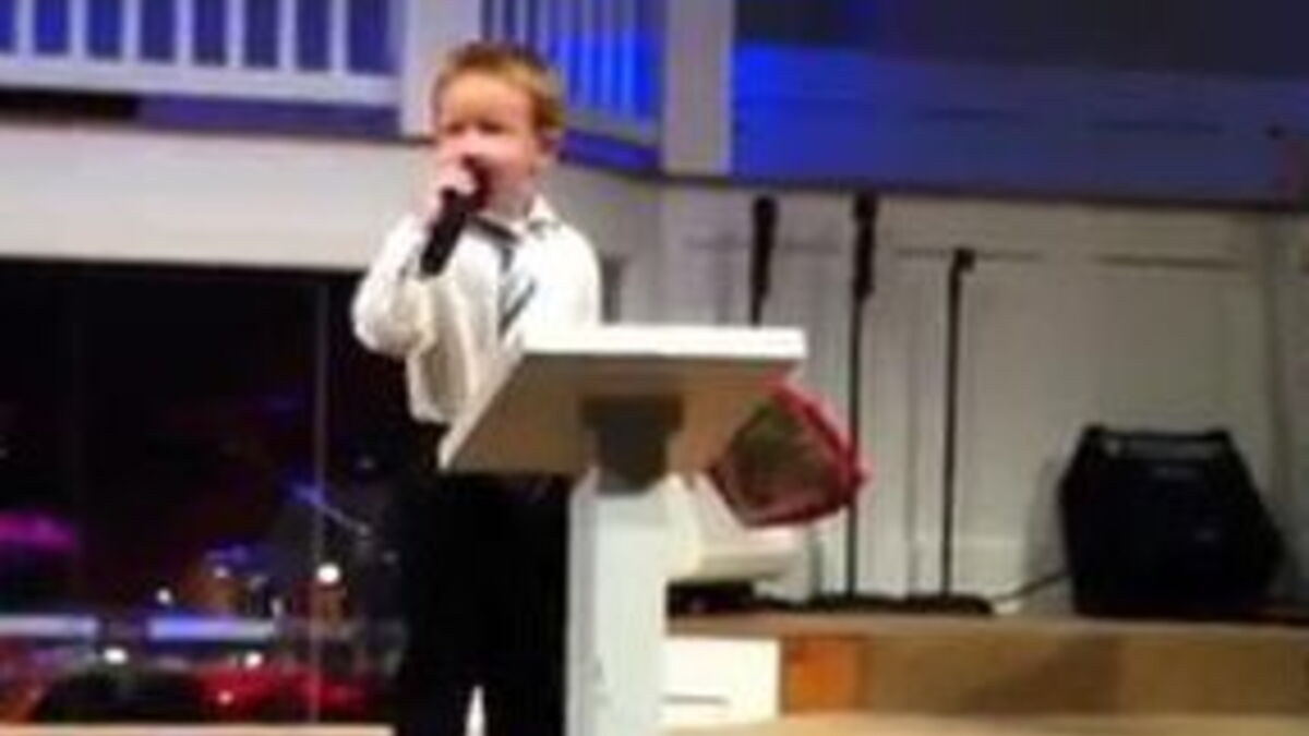 A 4 ans, Kanon Tipton est l'un des plus jeunes prédicateurs au monde