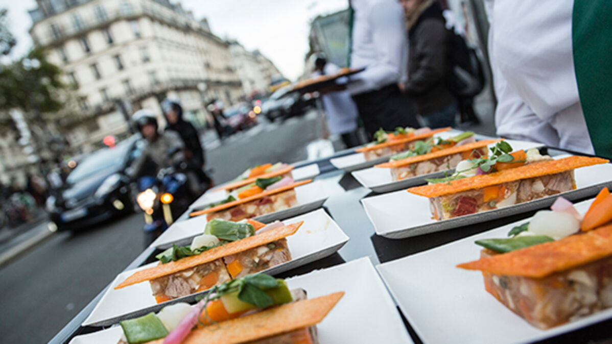 A Paris, les embouteillages ont été transformés en dégustations ...