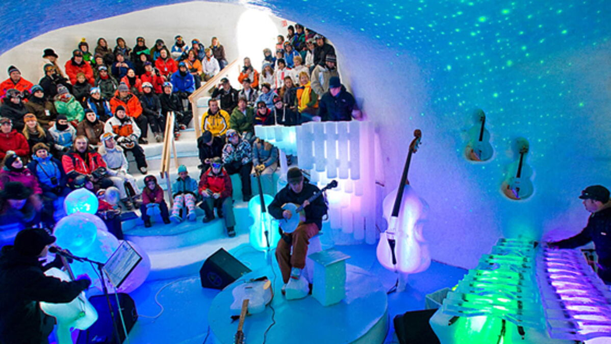 En Laponie, les musiciens d'Ice Music jouent avec des instruments en ...