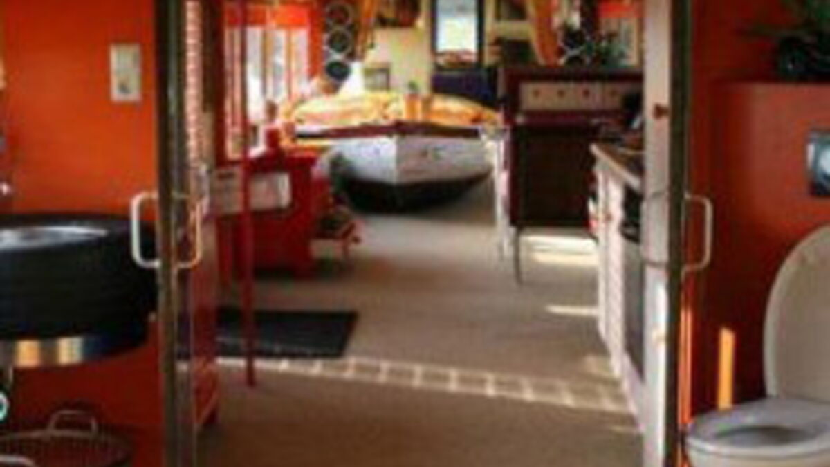 Photos : Controversy Inn, ou quand un ancien tramway devient un ...