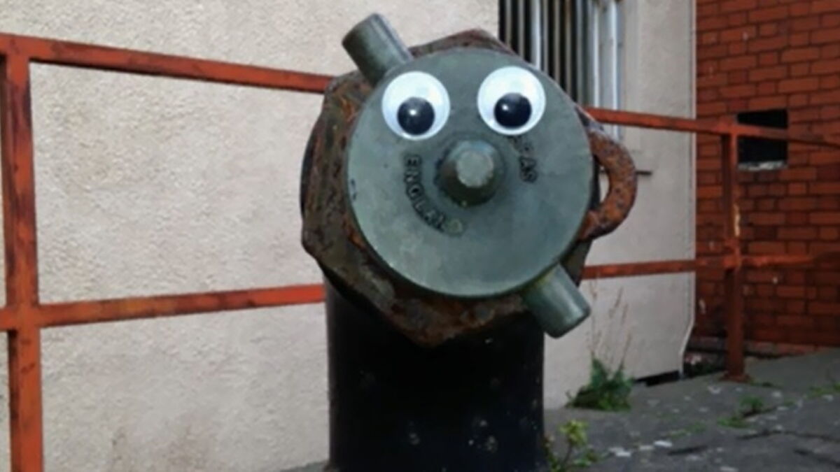 Eyebombing : le nouveau phénomène qui fait le buzz dans les rues