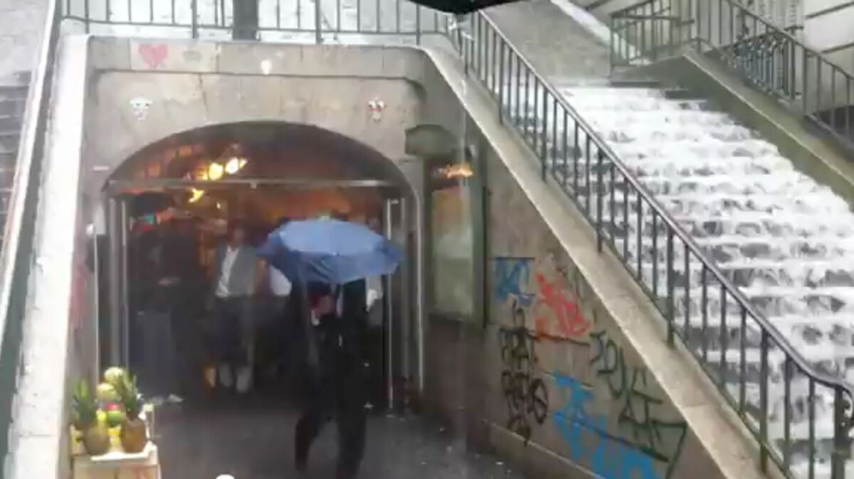 Découvrez des pluies torrentielles à Paris en vidéo