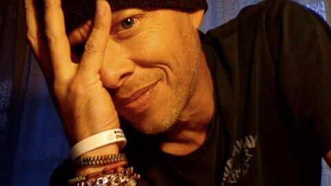 Après une commotion cérébrale, Derek Amato est devenu un pianiste de talent