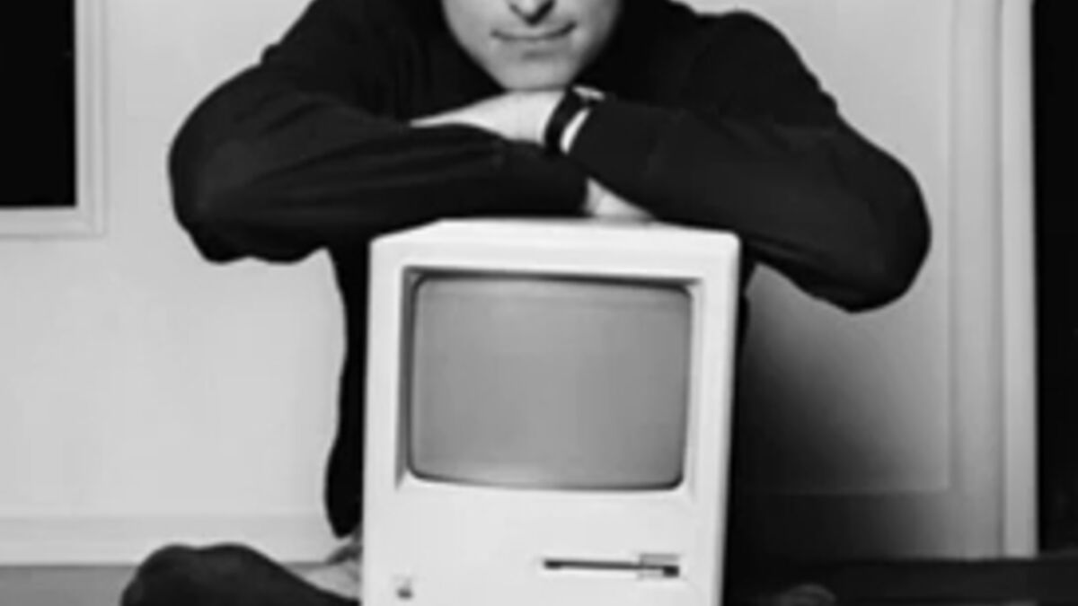Il rend hommage à Steve Jobs en créant une musique à base de sons Apple