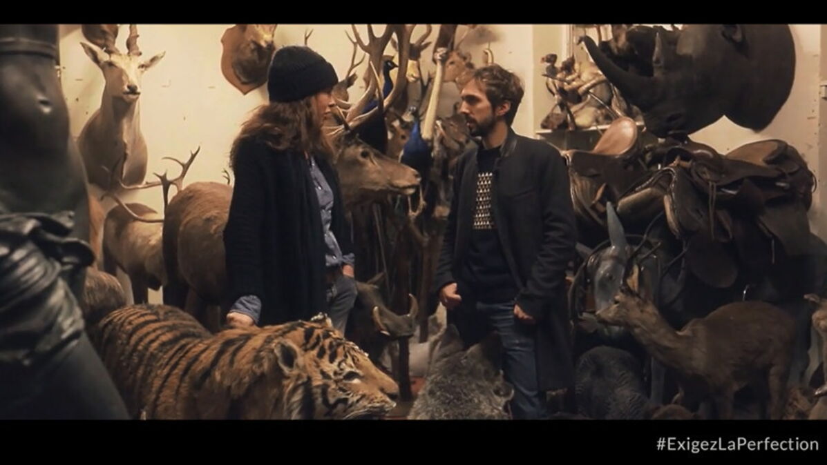 Immersion dans les coulisses du cinéma avec l'accessoiriste Daphné Greebaum