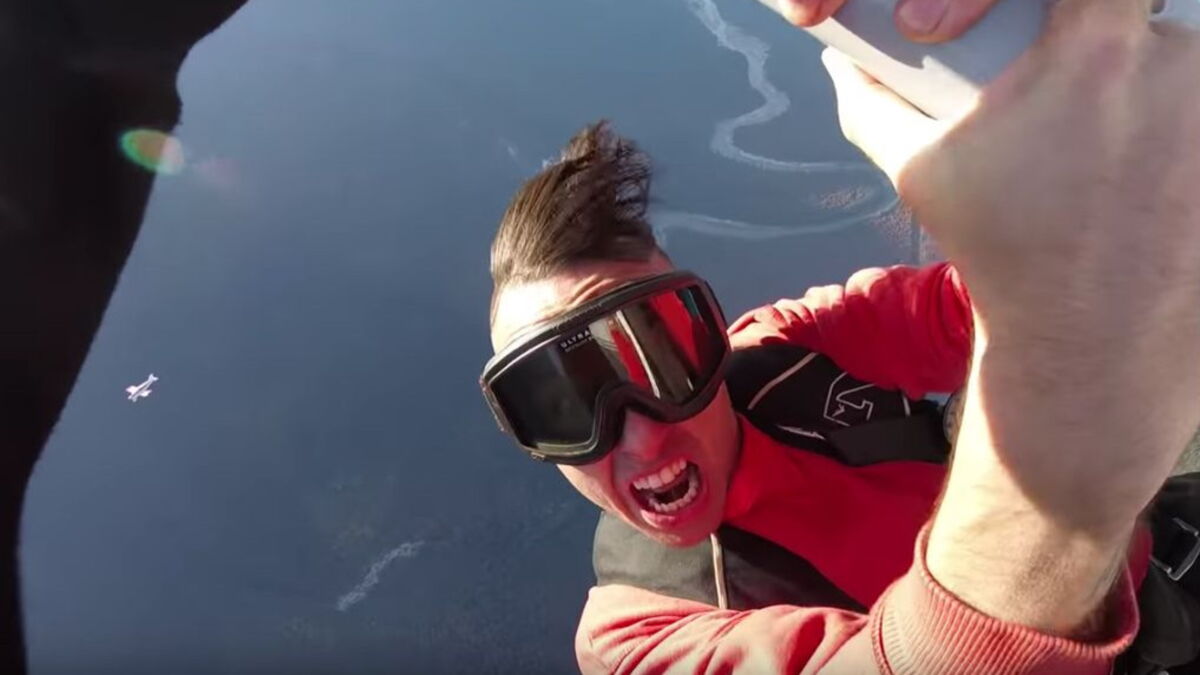 Le rappeur canadien Jon James McMurray se tue en tournant une cascade ...