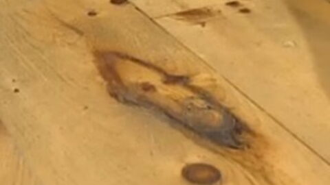 Il découvre le visage de Jésus-Christ sur un rocking chair