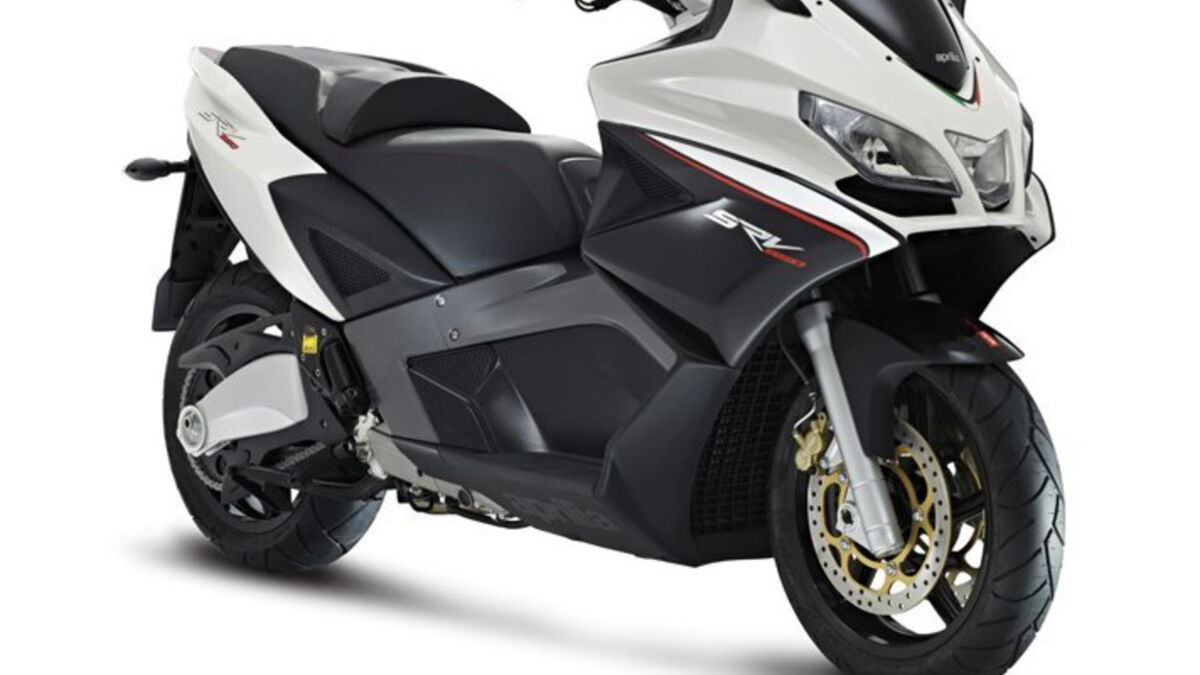 Aprilia SRV 850 : le scooter de référence
