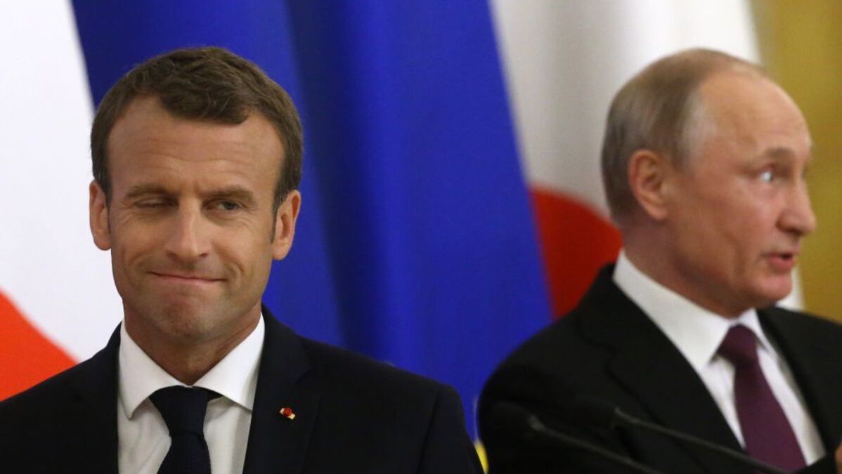 Rencontre Macron-Poutine : le clash des chefs d'Etat