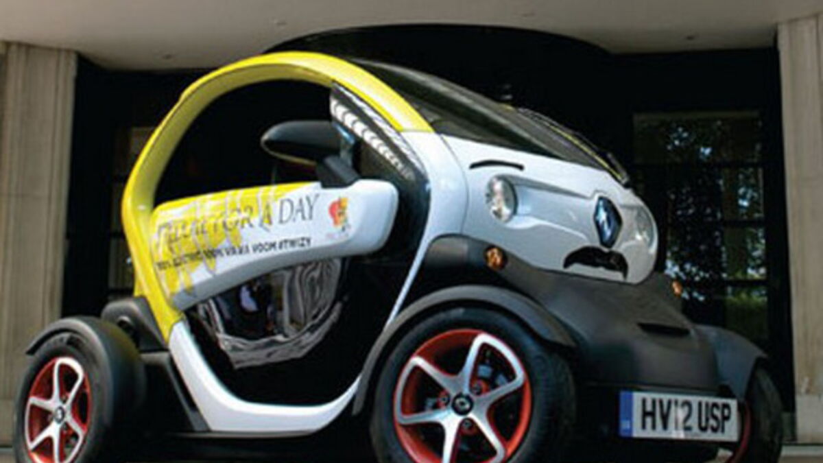 Renault rend hommage à Freddie Mercury