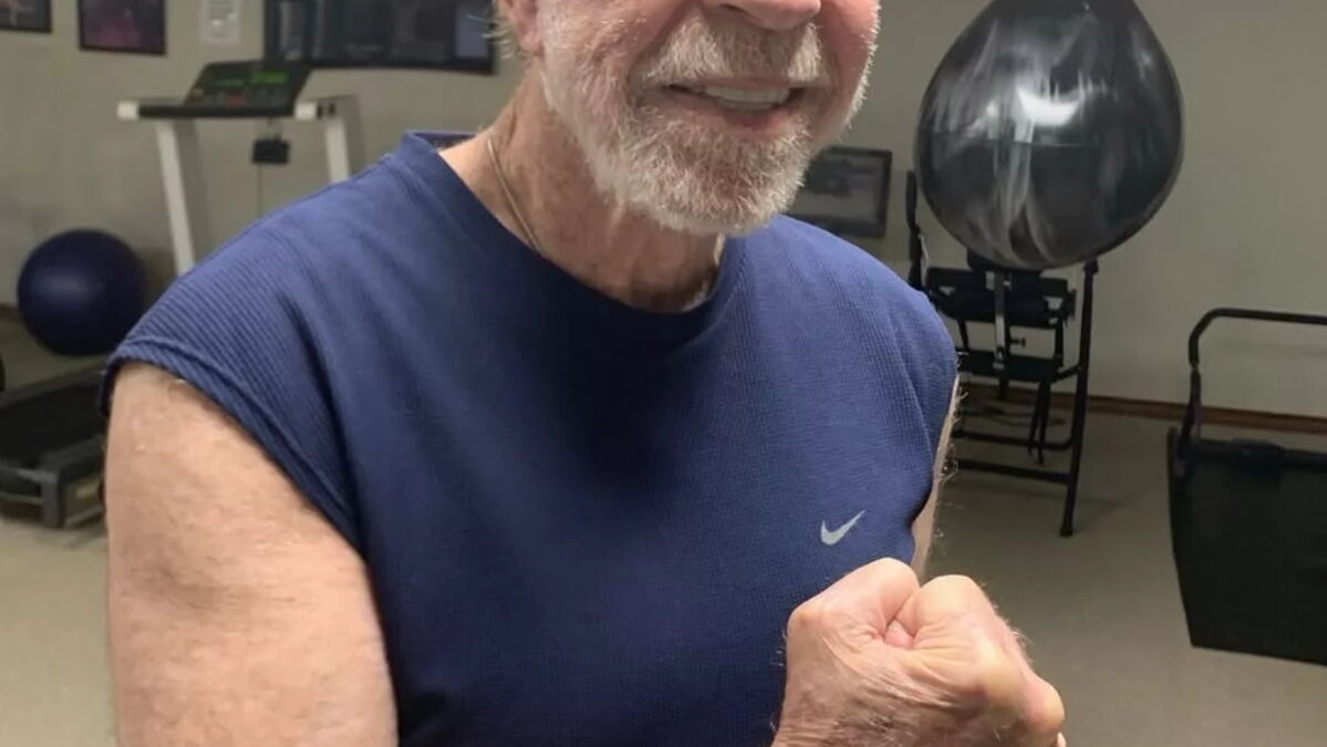La star Chuck Norris aurait été hospitalisée en urgence à Hawaï