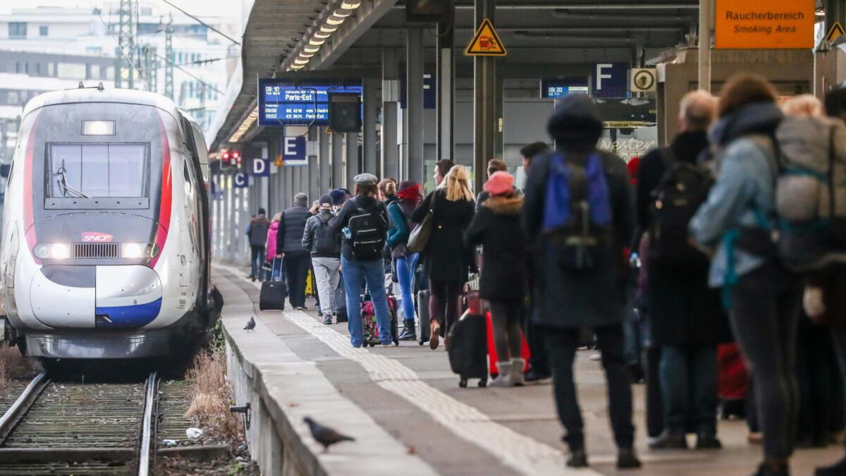Pass Navigo, forfait SNCF... : quels abonnements seront remboursés en ...