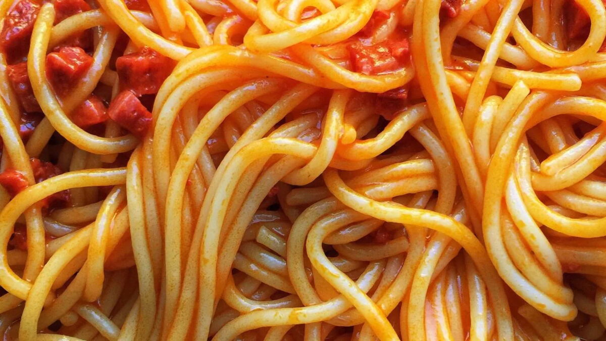 Fast-food : KFC lance une recette de spaghettis baptisée "Kaghetti" au ...