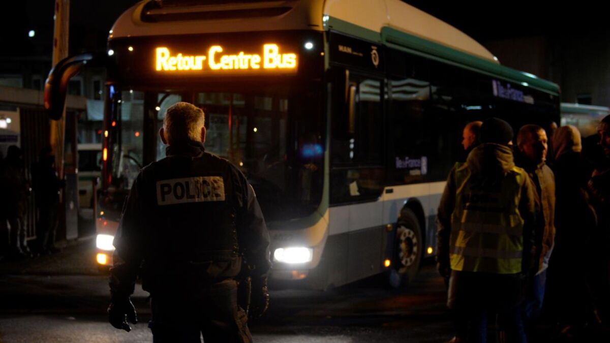 Insultes homophobes, menaces : les grévistes RATP font la guerre aux ...