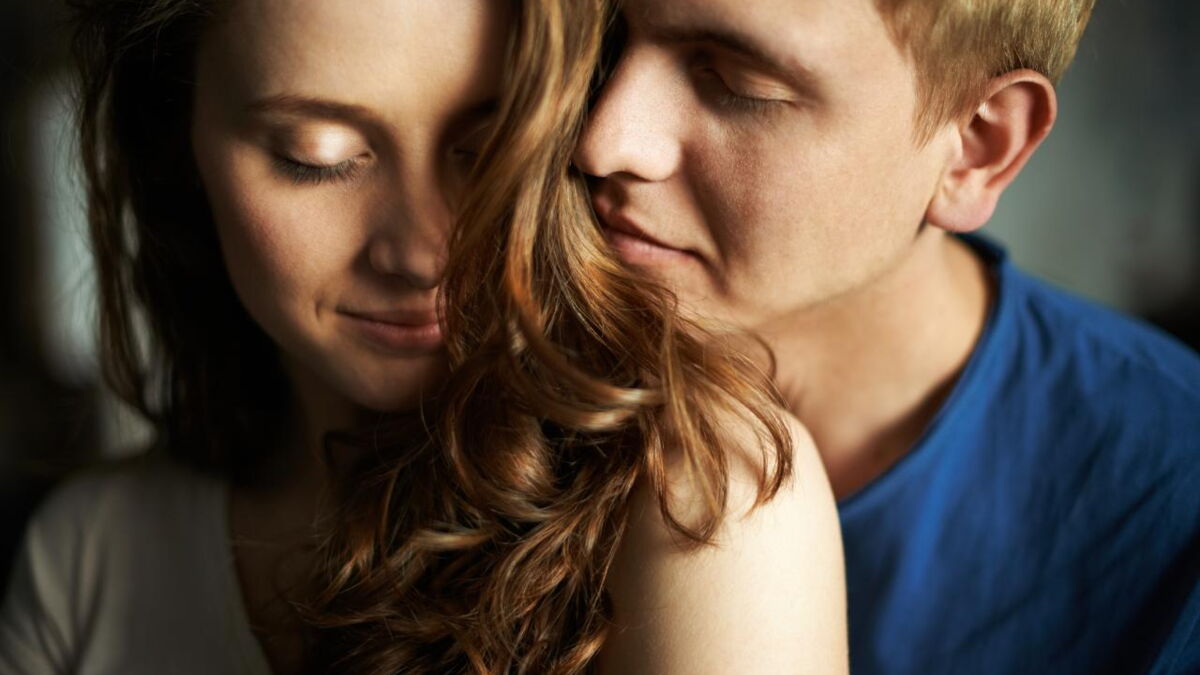 4 bonnes raisons d'avoir un parfum "duo" quand on est en couple