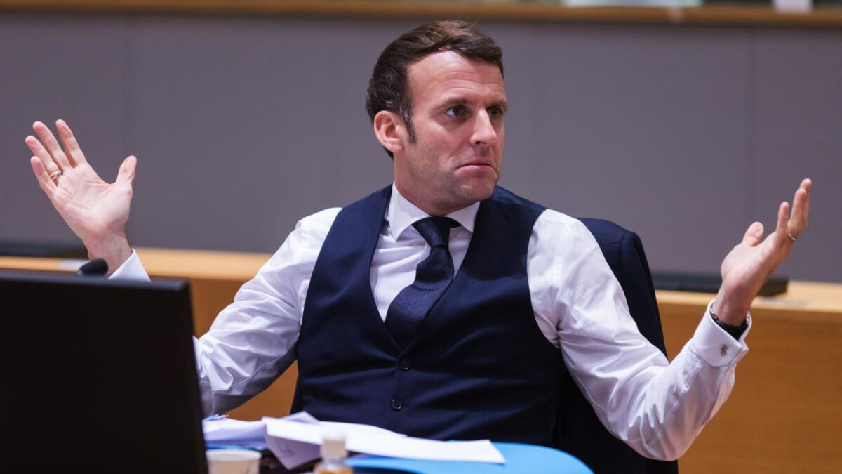 Emmanuel Macron : il trinque pour la réouverture des terrasses, les ...