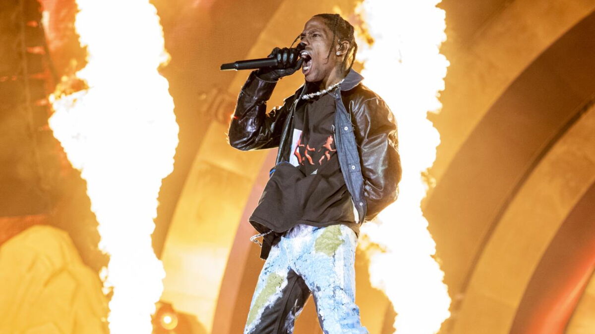 8 morts au concert de Travis Scott : un individu responsable du ...