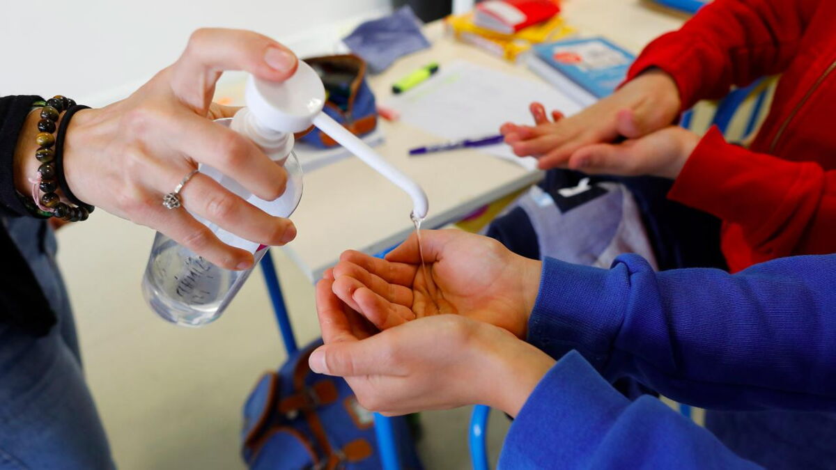 Covid-19 : les détails de la rentrée scolaire dévoilés par Jean-Michel ...