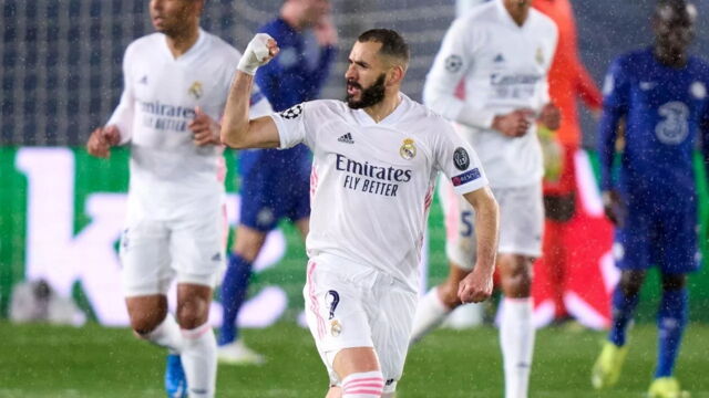Karim Benzema : pourquoi joue-t-il avec un bandage à la main depuis 2019