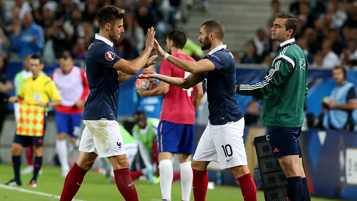 Équipe de France : Karim Benzema raconte ses retrouvailles avec Olivier ...