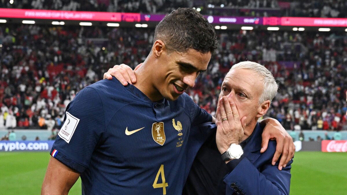 Le message touchant de Didier Deschamps à Raphaël Varane après sa ...