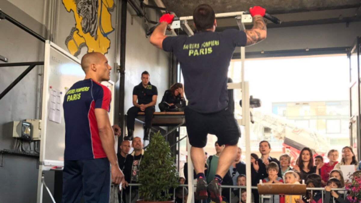 Ein französischer Feuerwehrmann bricht den Weltrekord in Klimmzügen in 30 Minuten! Er schafft...