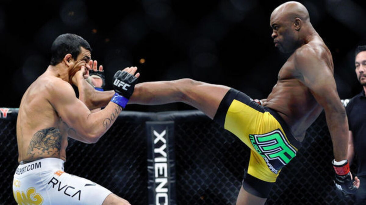 UFC 126: Anderson Silvas unfassbarer Front-Kick haut Vitor Belfort K.O.!