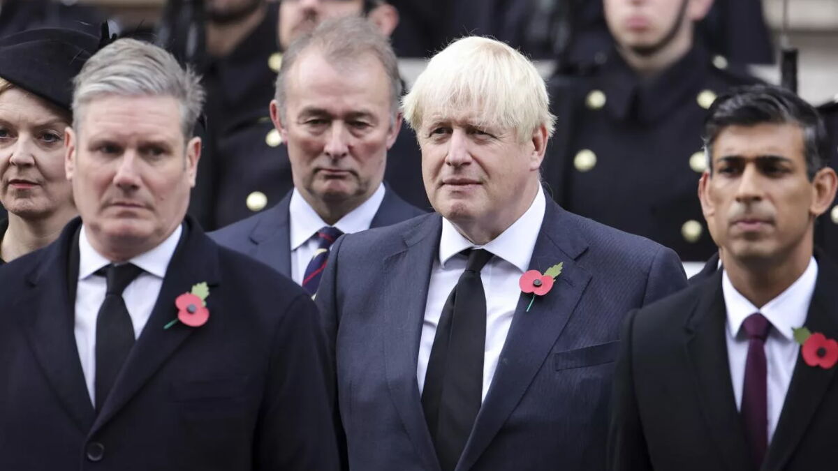 Peinlicher Photoshop-Fail: Boris Johnson aus Bild retuschiert
