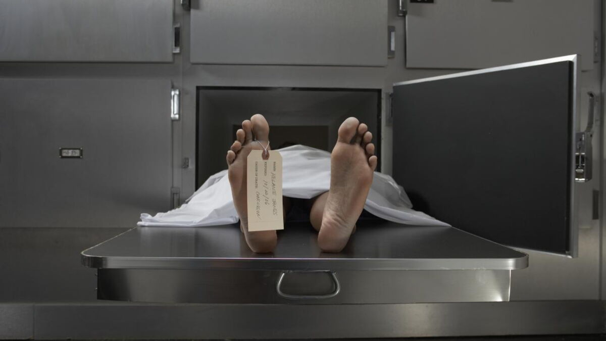 Bewegung im Leichensack: Mann für tot erklärt und wieder auferstanden