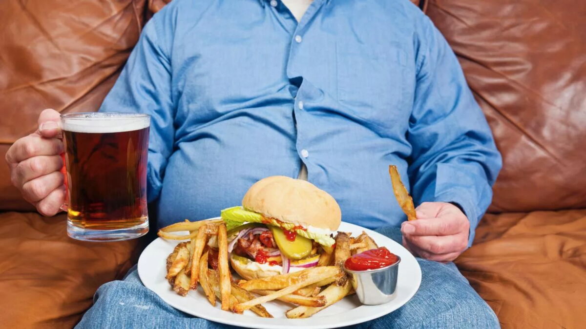 Mit diesen Tricks lässt sich der Bierbauch verhindern