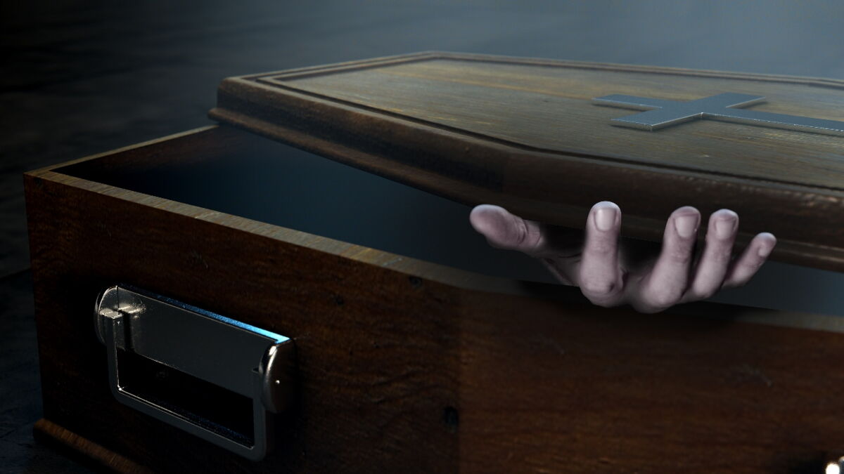 Tot geglaubte Frau wird zur Einäscherung gebracht: Dann wacht sie auf ...