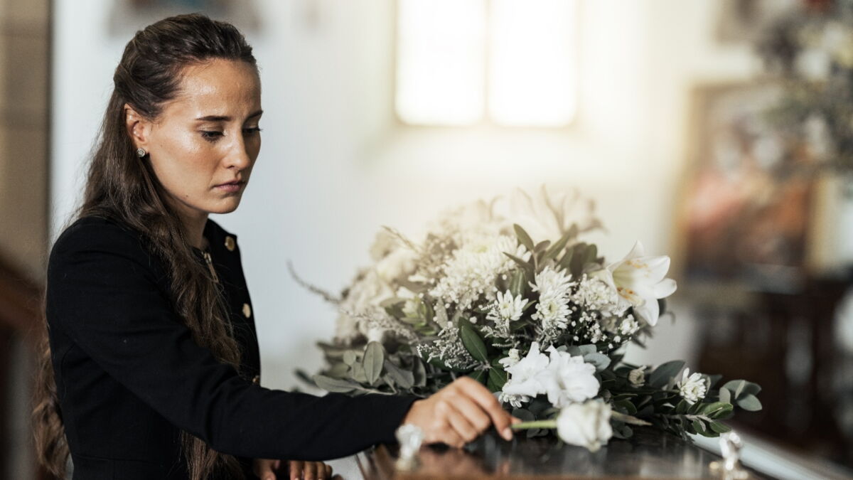 Dieses Phänomen tritt auf, wenn eine Leichte sich zersetzt