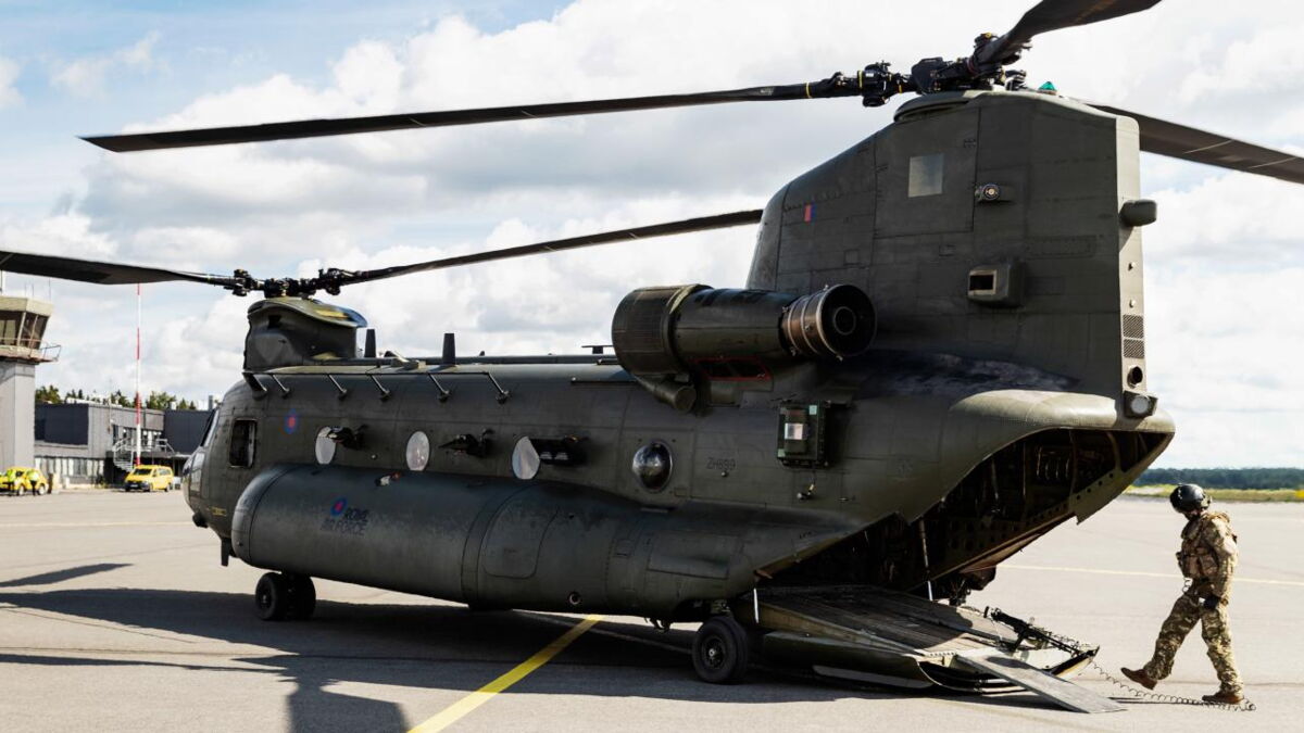 Militär-Hubschrauber zu versteigern: So viel kostet ein Chinook-Helikopter