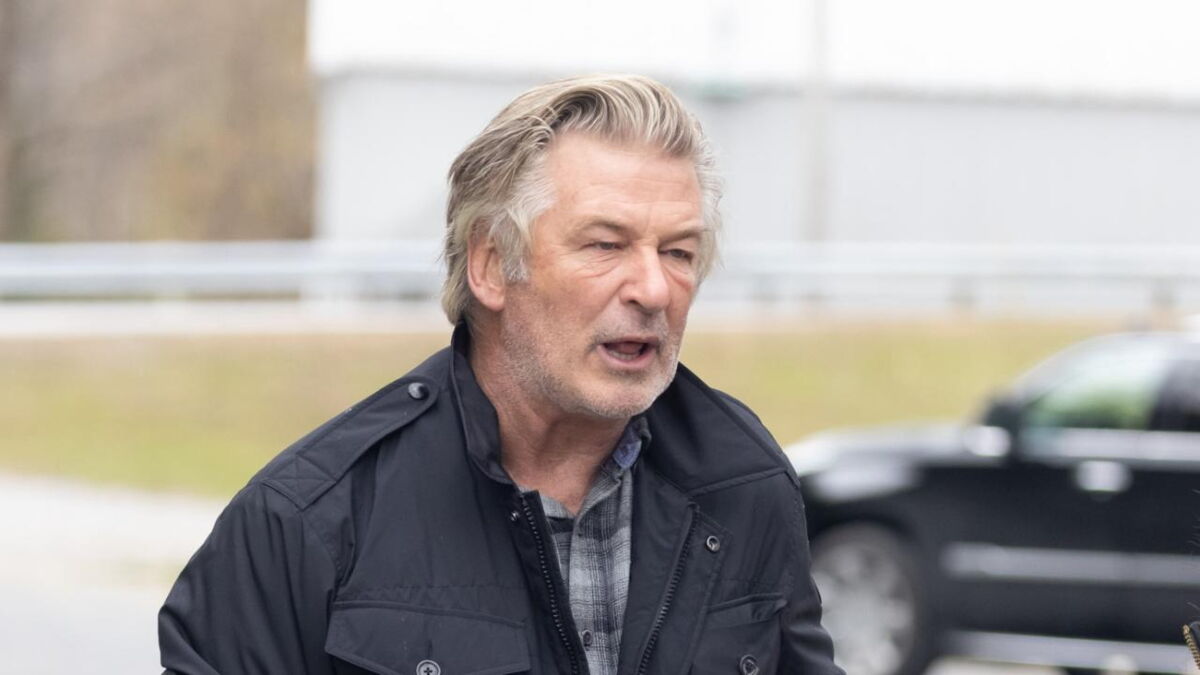 Alec Baldwin: Nächster schwerer Schicksalsschlag am Flughafen