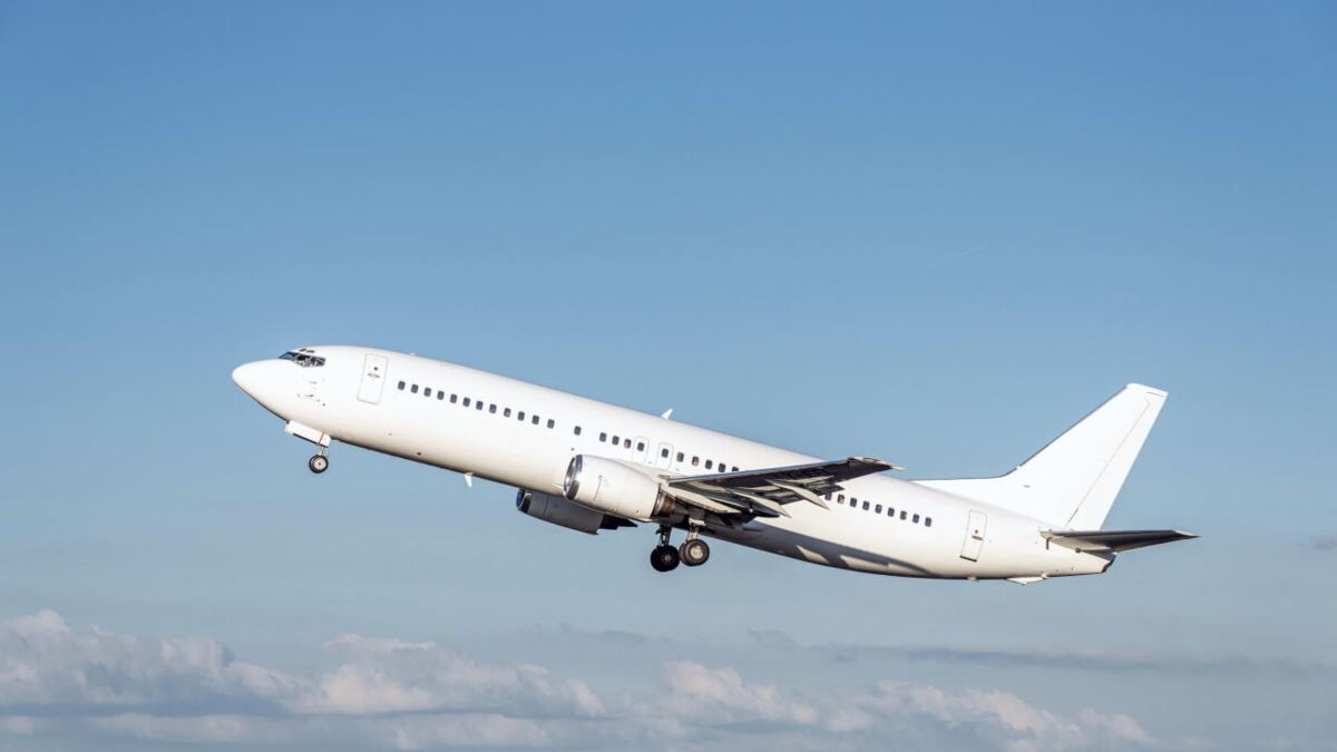 Flugzeug: 8 geheime Funktionen, die euer Leben retten können